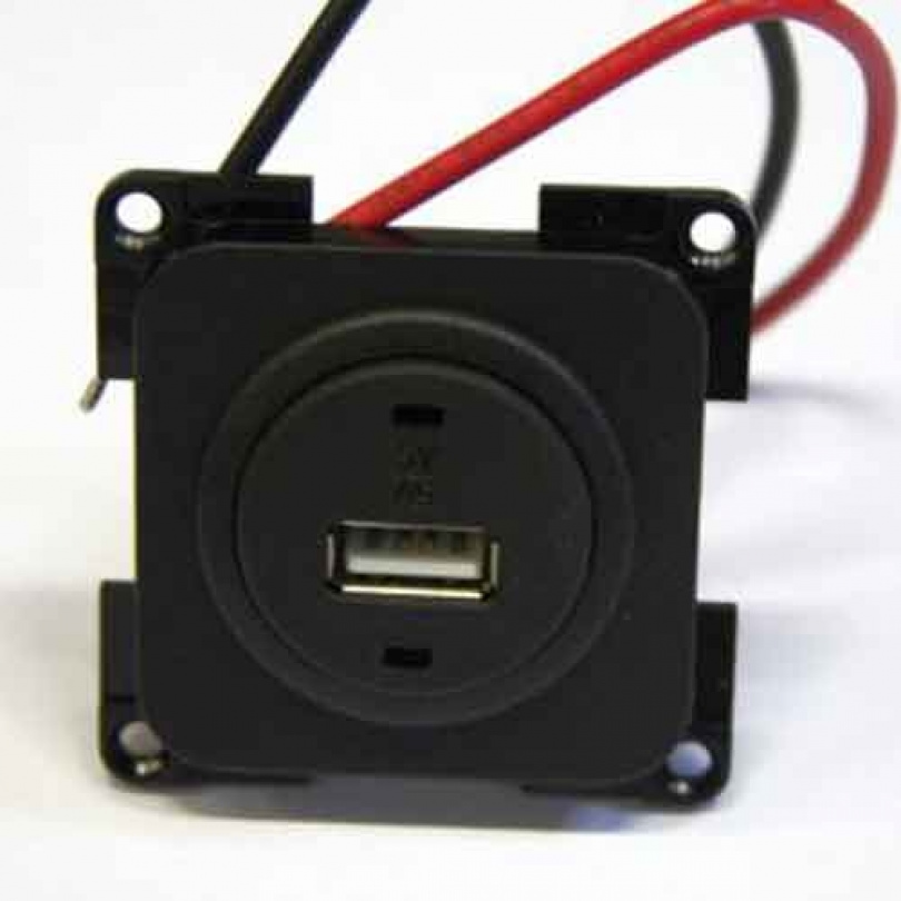 Uttag USB 12V - Husvagn, Husbil, Van & Båt | Campingvaruhuset