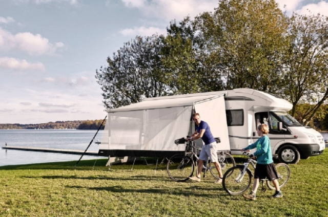 Thule Omnistor Påsmarkis 1200 | Köp hos Campingvaruhuset