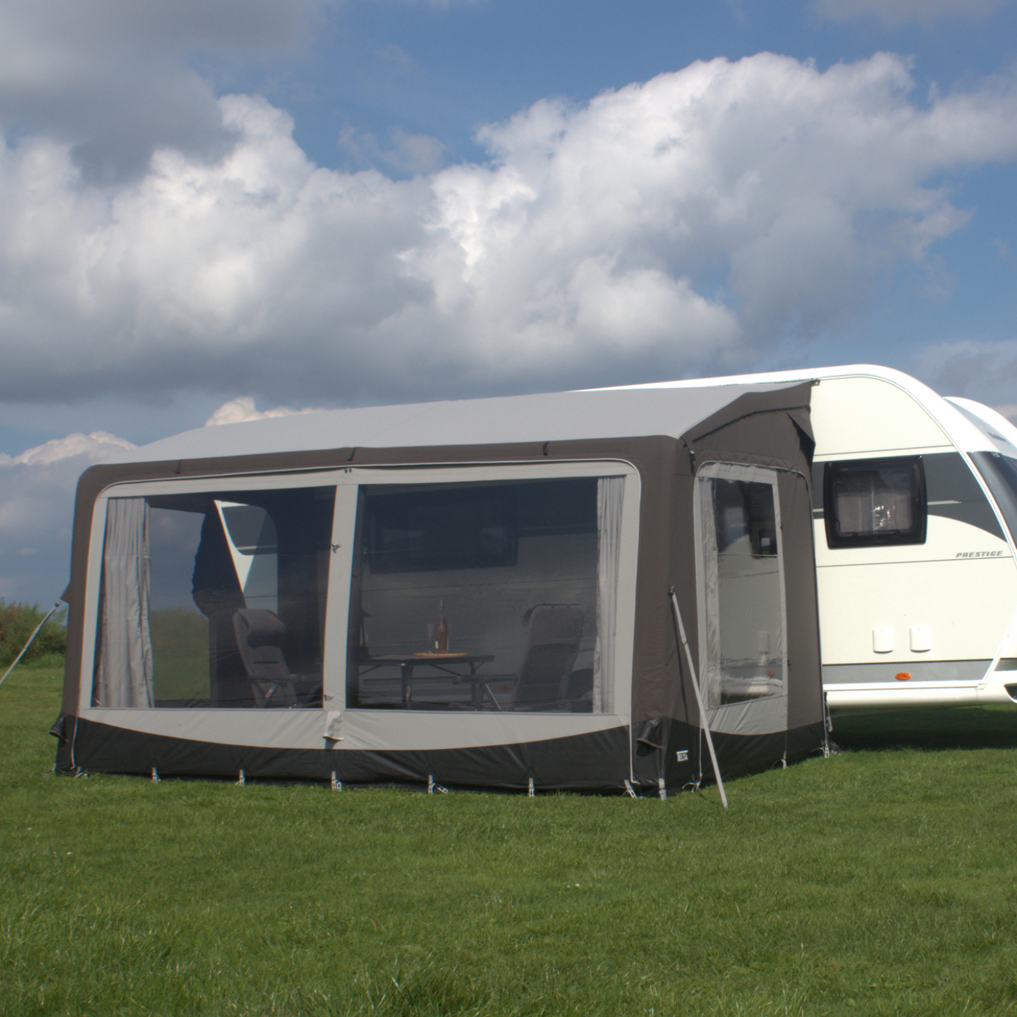 Telta Lufttält Pure 390 | Köp hos Campingvaruhuset